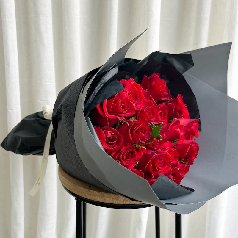 Red Roses Flowers | Fresh Roses Flower Bouquet | My Only Rose – flowers ...
